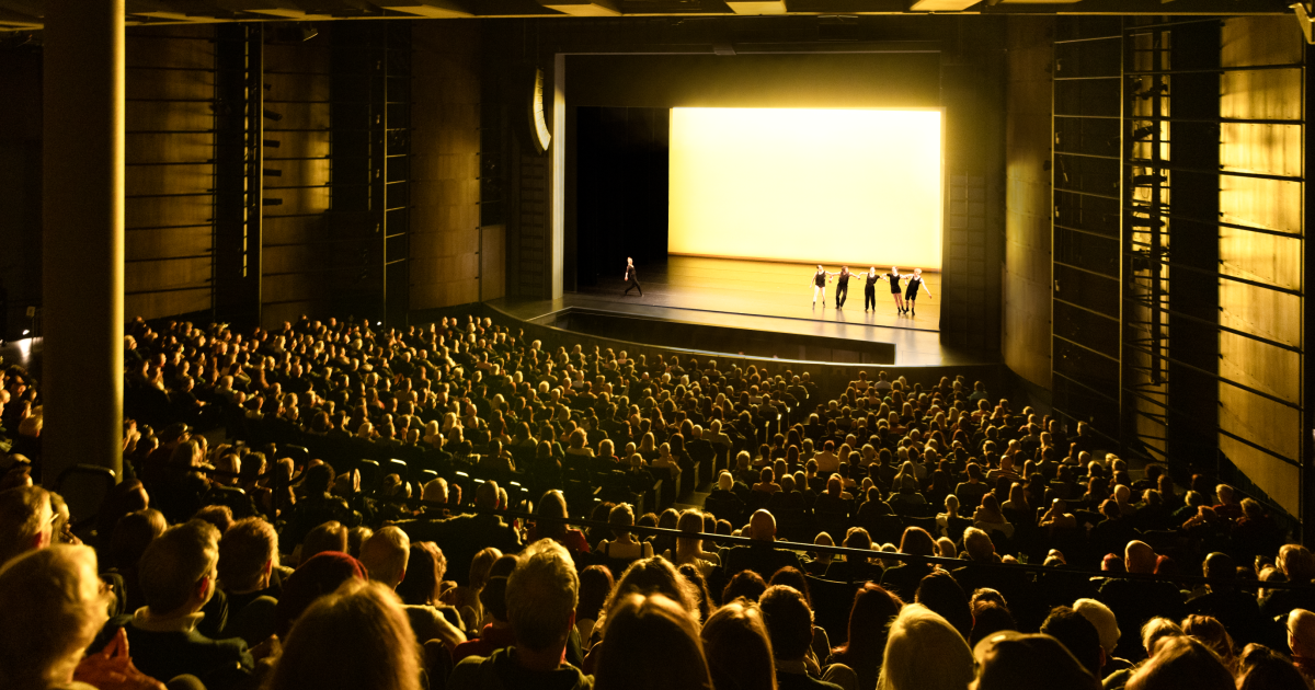 No Handling Fees for Harris Day! | Harris Theater